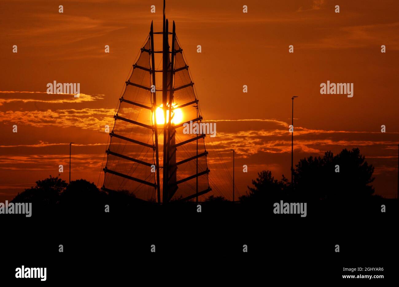 THE TRIMAST, SAILS OF THE SOUTH THE GATEWAY TO PORTSMOUTH ON THE M275 ...
