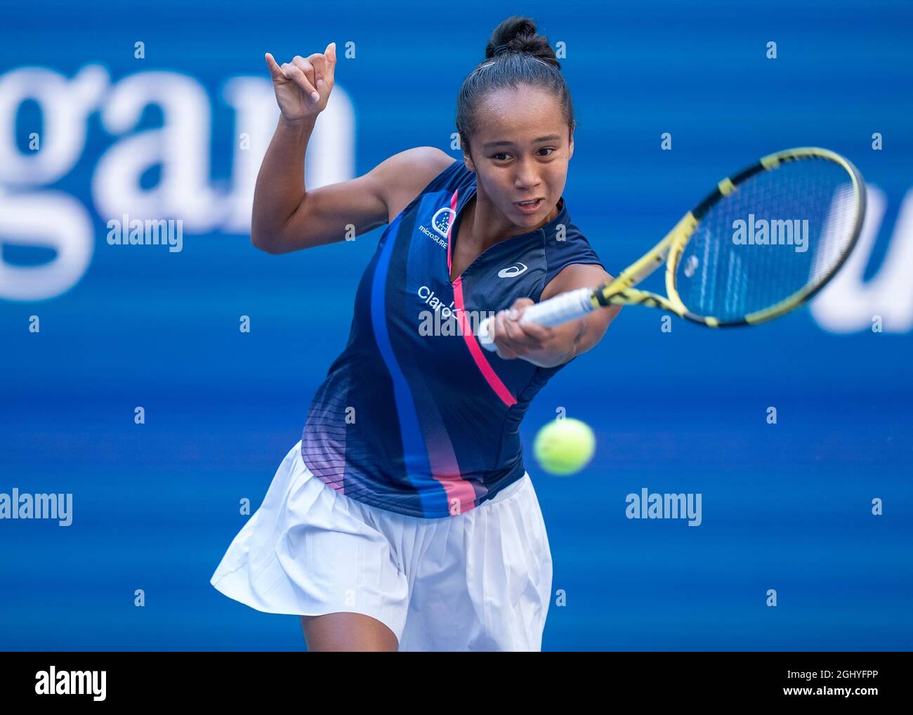 Female playing tennis at night hi-res stock photography and images - Alamy