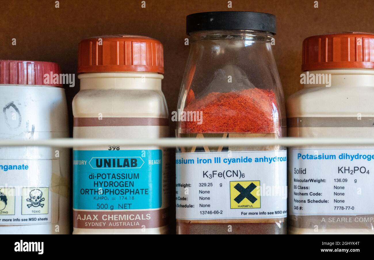 School science chemical storage Stock Photo - Alamy