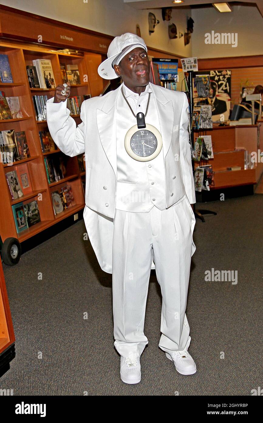 New York, NY, USA. 28 May, 2011. Flavor Flav at the book signing for ...