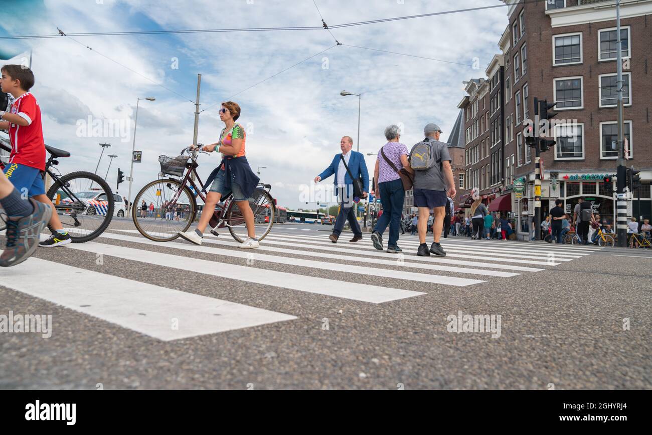 Amsterdam Holland - August 17 2017; Prins Hendrikkade major street ...