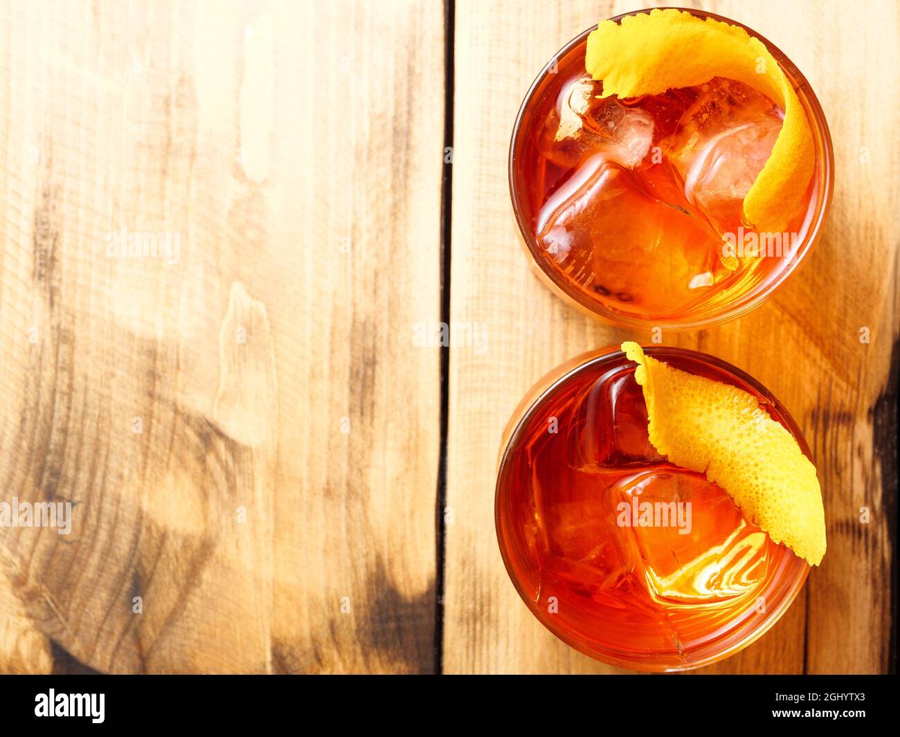 Cocktail top hi-res stock photography and images - Alamy