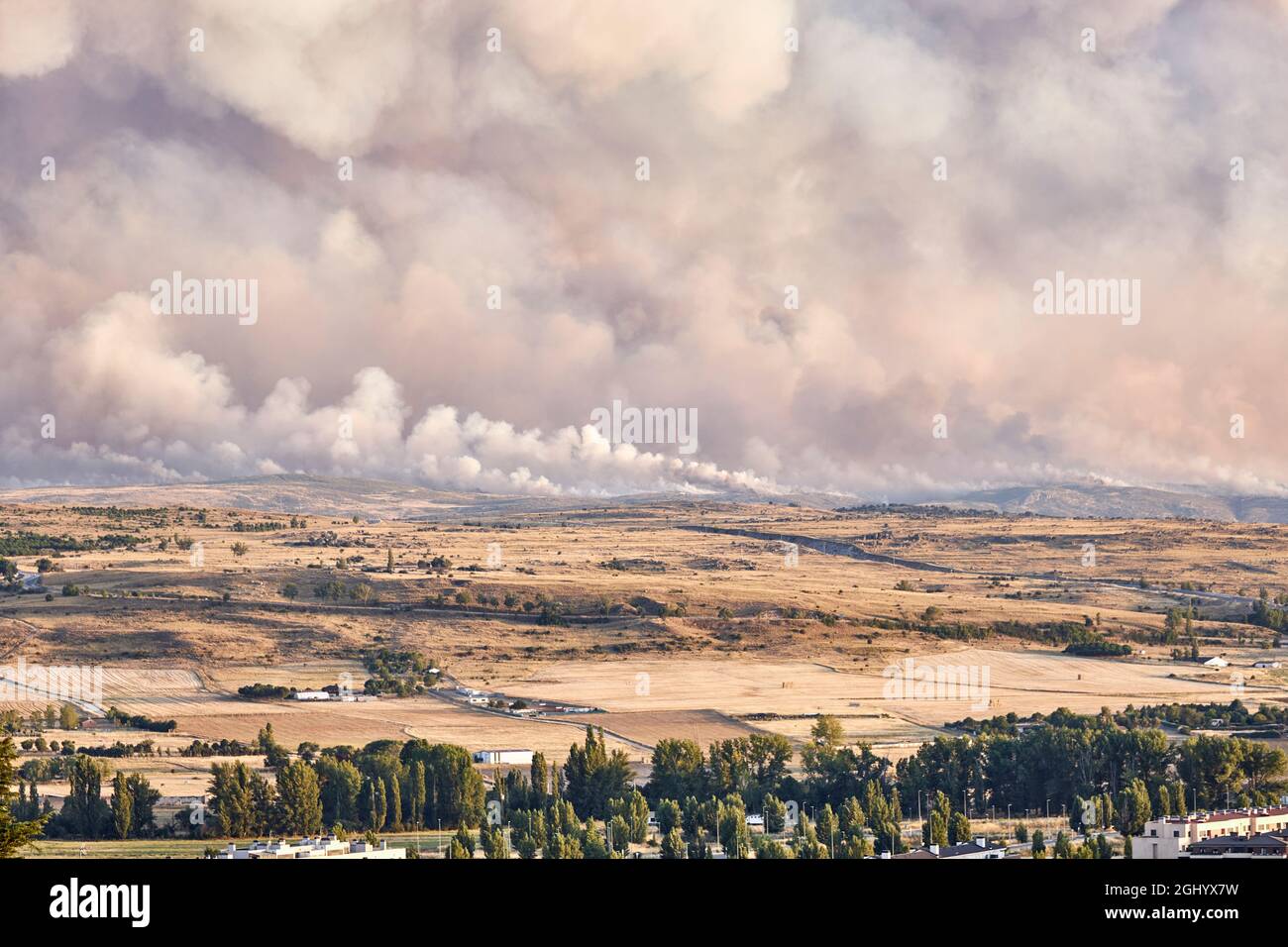 Explosion fire column hi-res stock photography and images - Alamy