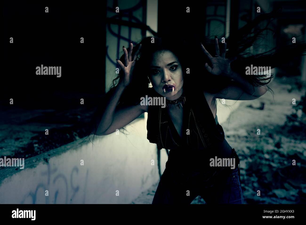 Dead blood mouth vintage hi-res stock photography and images - Alamy