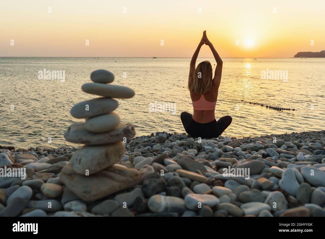 Pyramid position hi-res stock photography and images - Alamy