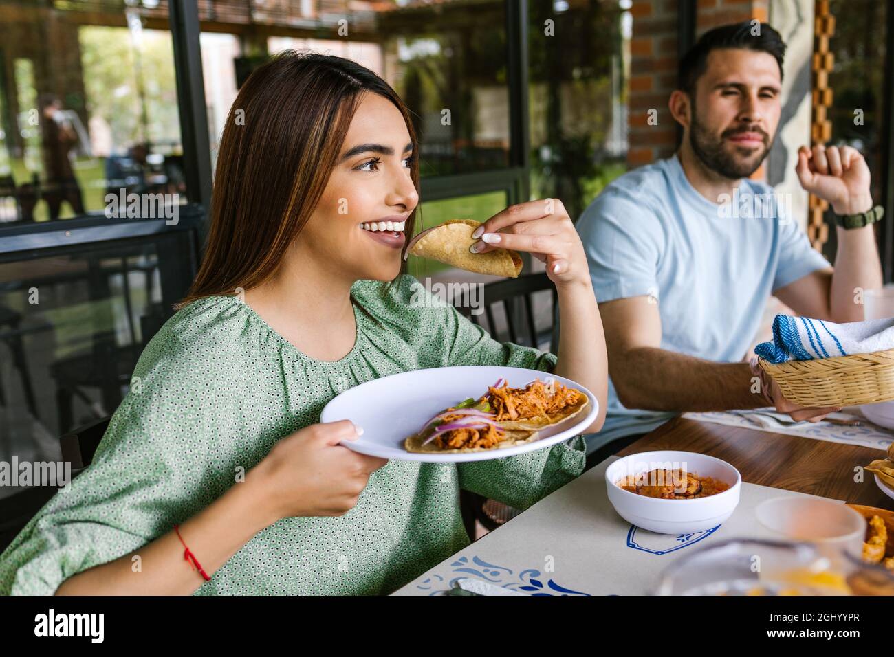 Mexican people sitting hi-res stock photography and images - Alamy