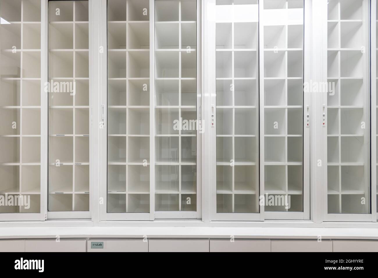 Closet texture hi-res stock photography and images - Alamy