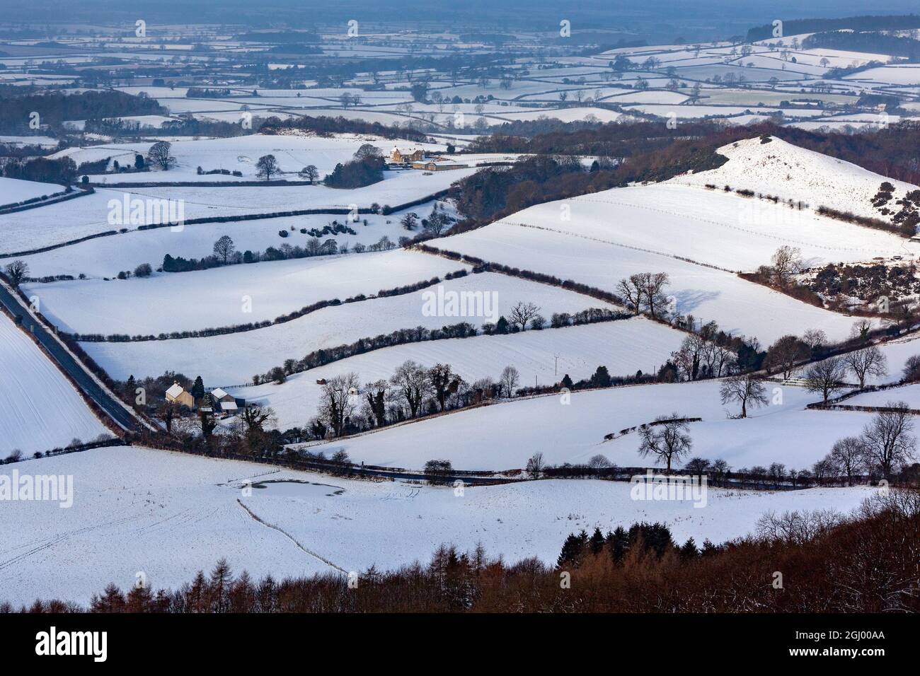Snow landscape england hi-res stock photography and images - Alamy
