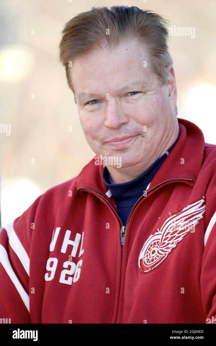 New York, NY, USA. 24 November, 2011. Larry Murphy at NHL & Discover's ...
