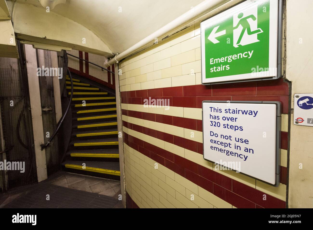 A sign showing the number of steps to street level in Hampstead ...