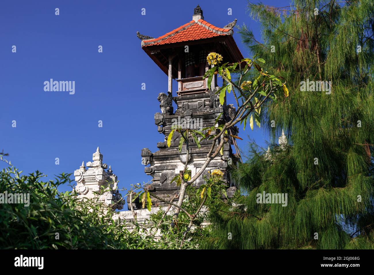 balinese hindu temple tower Stock Photo - Alamy
