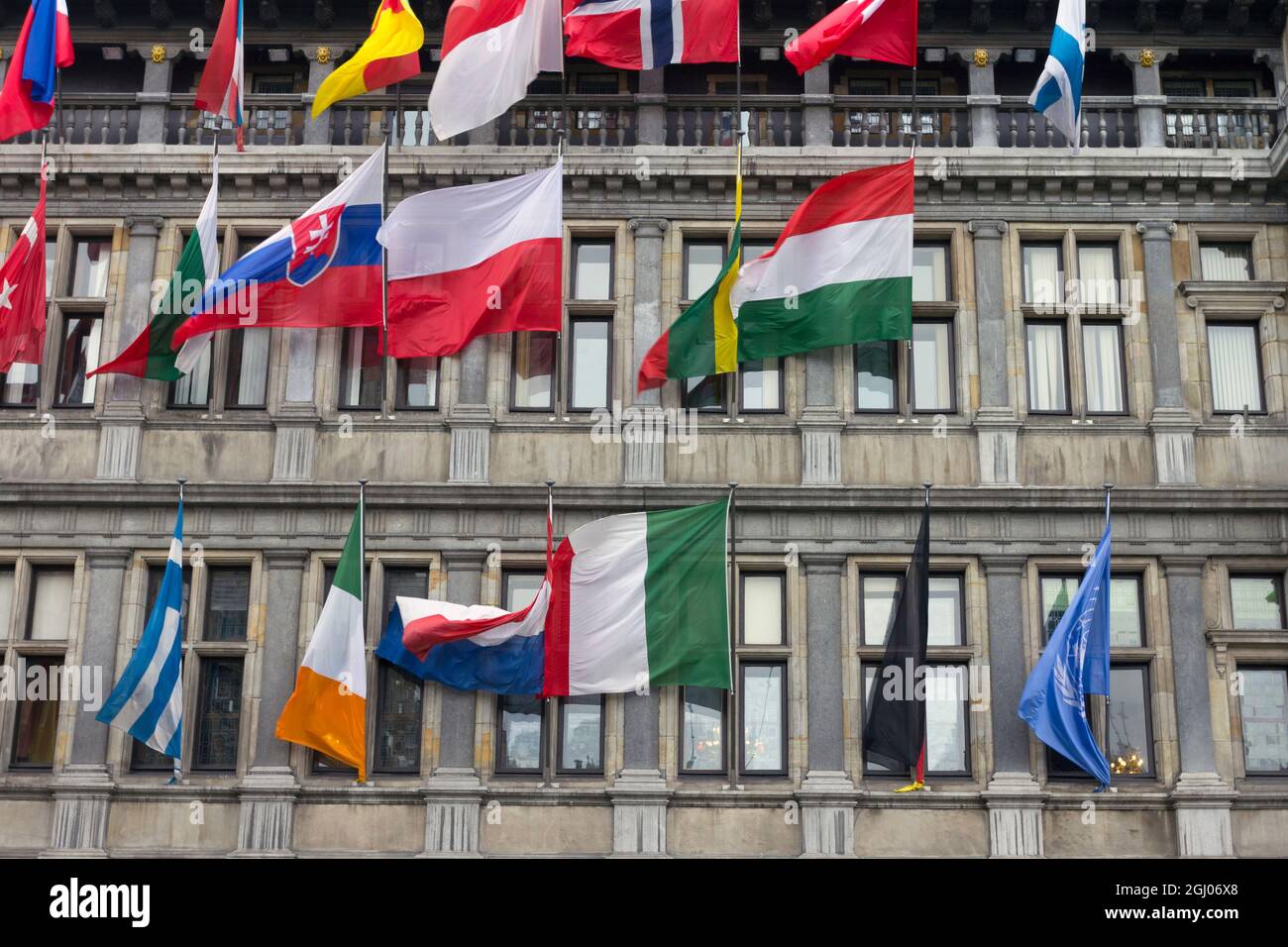 Flemish flag antwerp antwerpen hi-res stock photography and images - Alamy