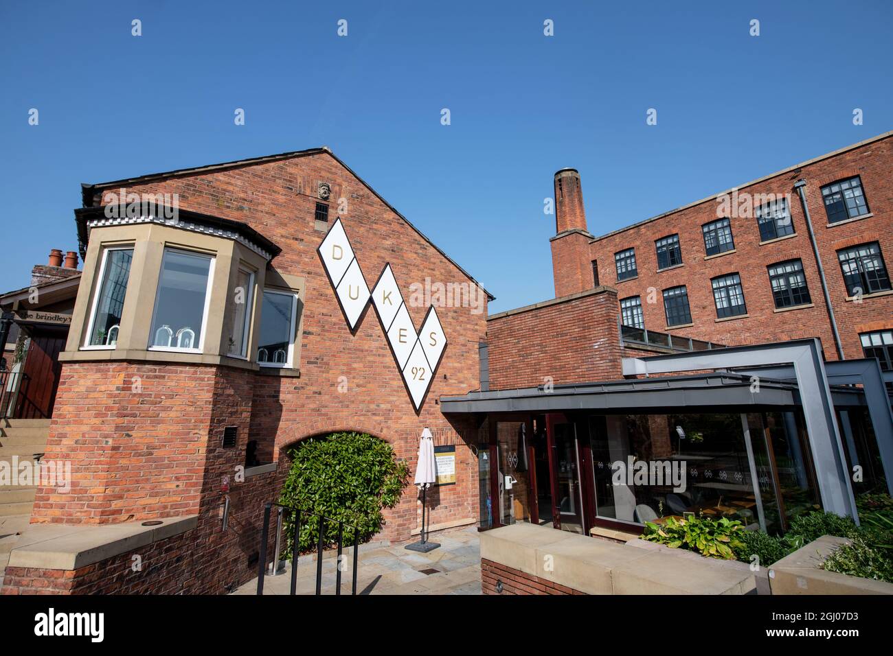 Dukes 92 Restaurant and Bar. Castlefield, Manchester Stock Photo - Alamy