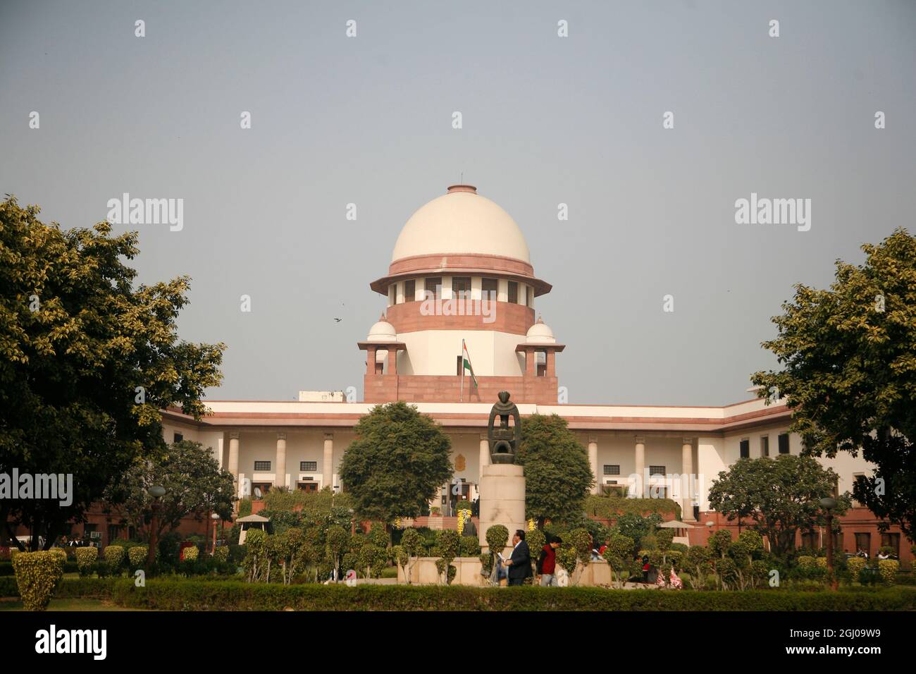 A general view of main building of the Indian Supreme court In New ...