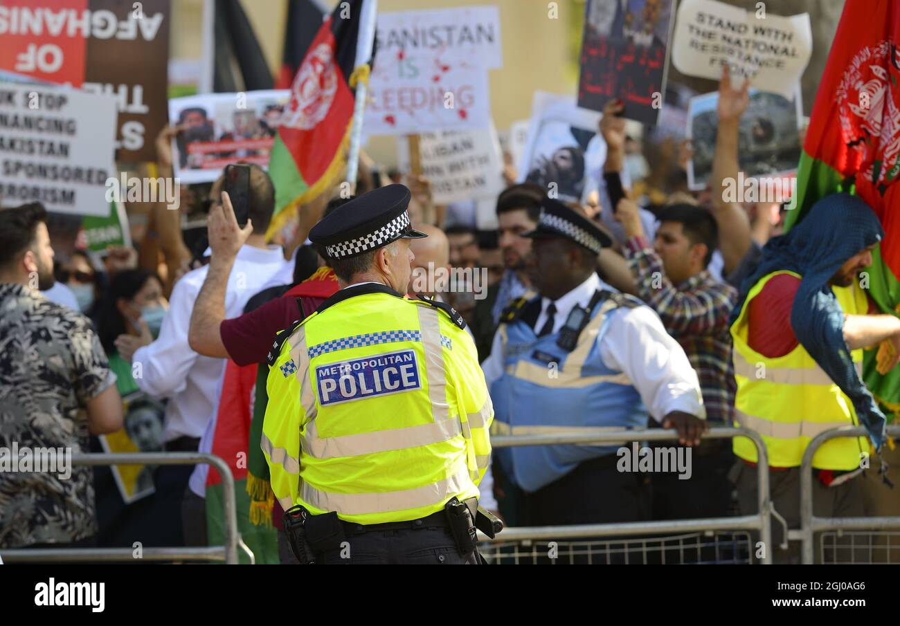 London, England, UK. Metropolitan police and police liaison officers at ...