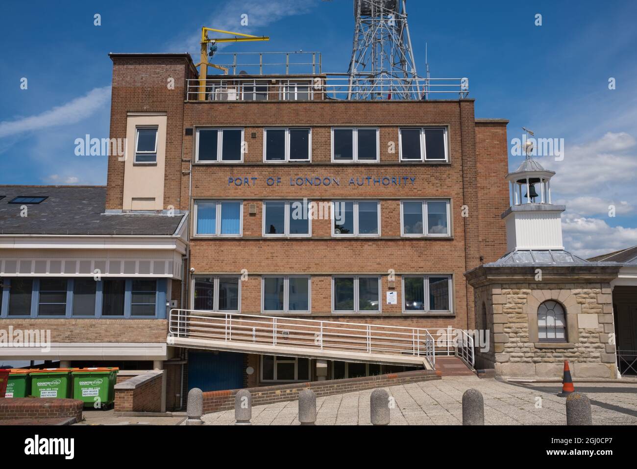 Pla building gravesend hi-res stock photography and images - Alamy