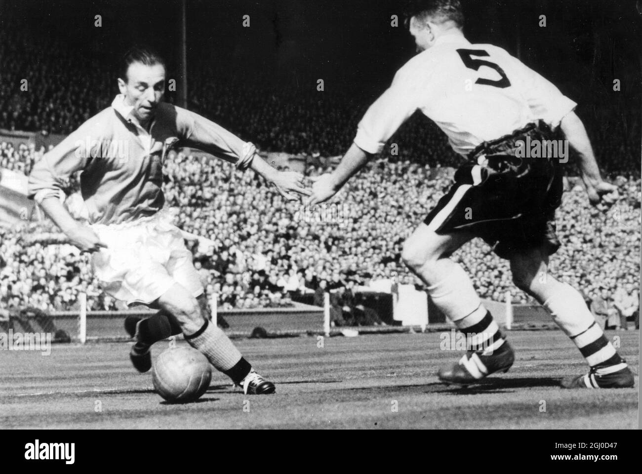 1953 fa cup final hi-res stock photography and images - Alamy