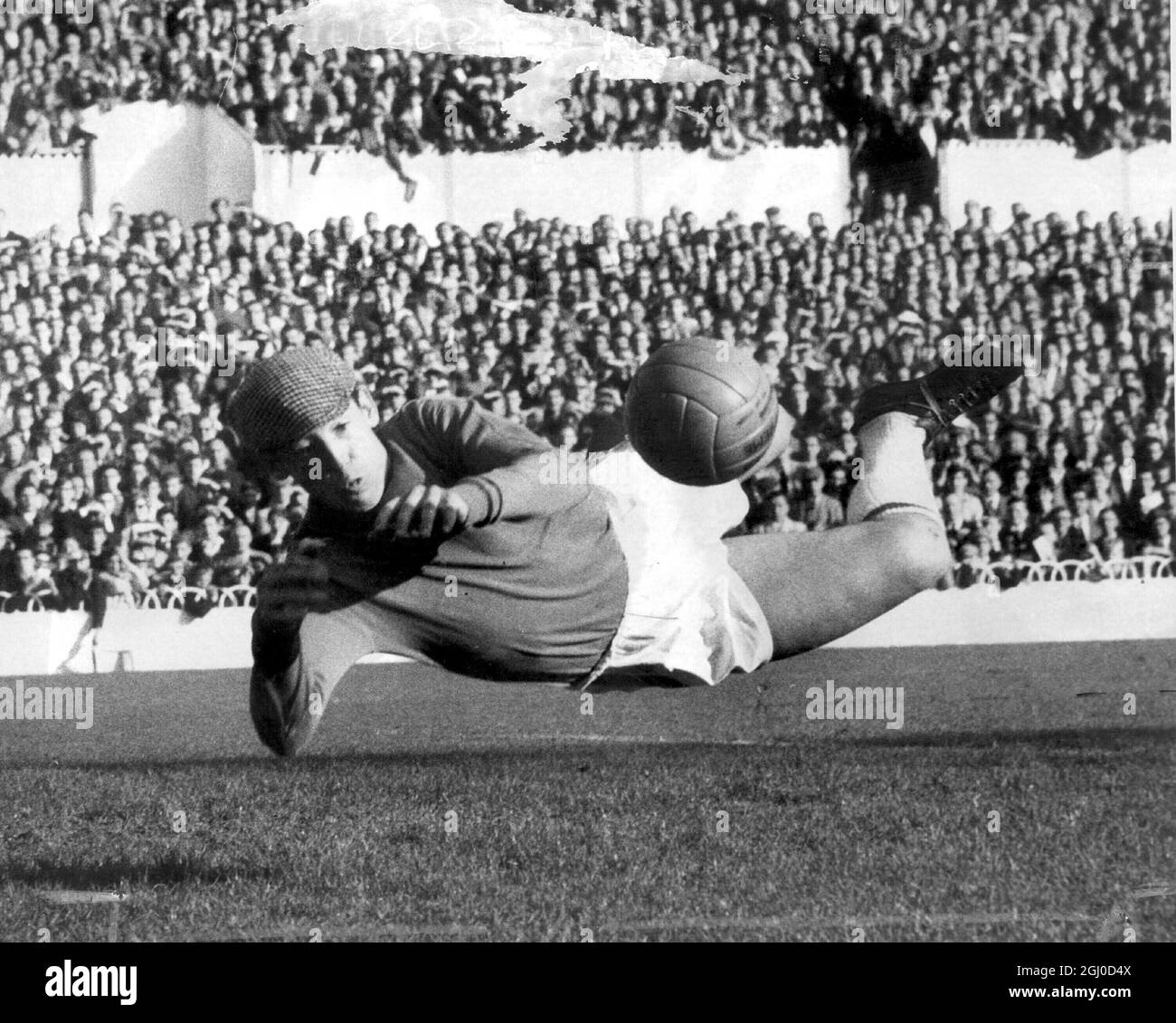 1963 football leicester hi-res stock photography and images - Alamy
