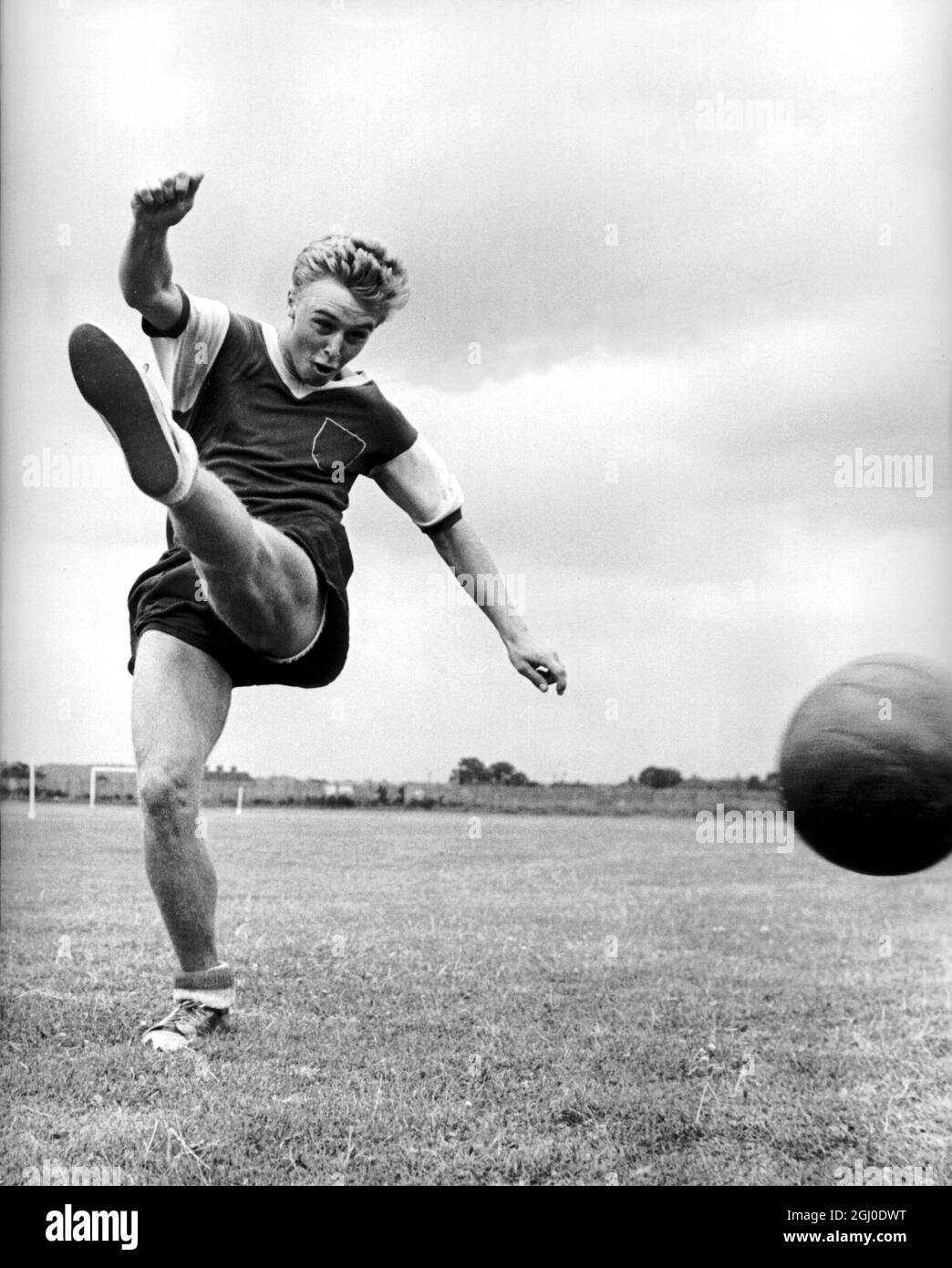 John sissons hi-res stock photography and images - Alamy