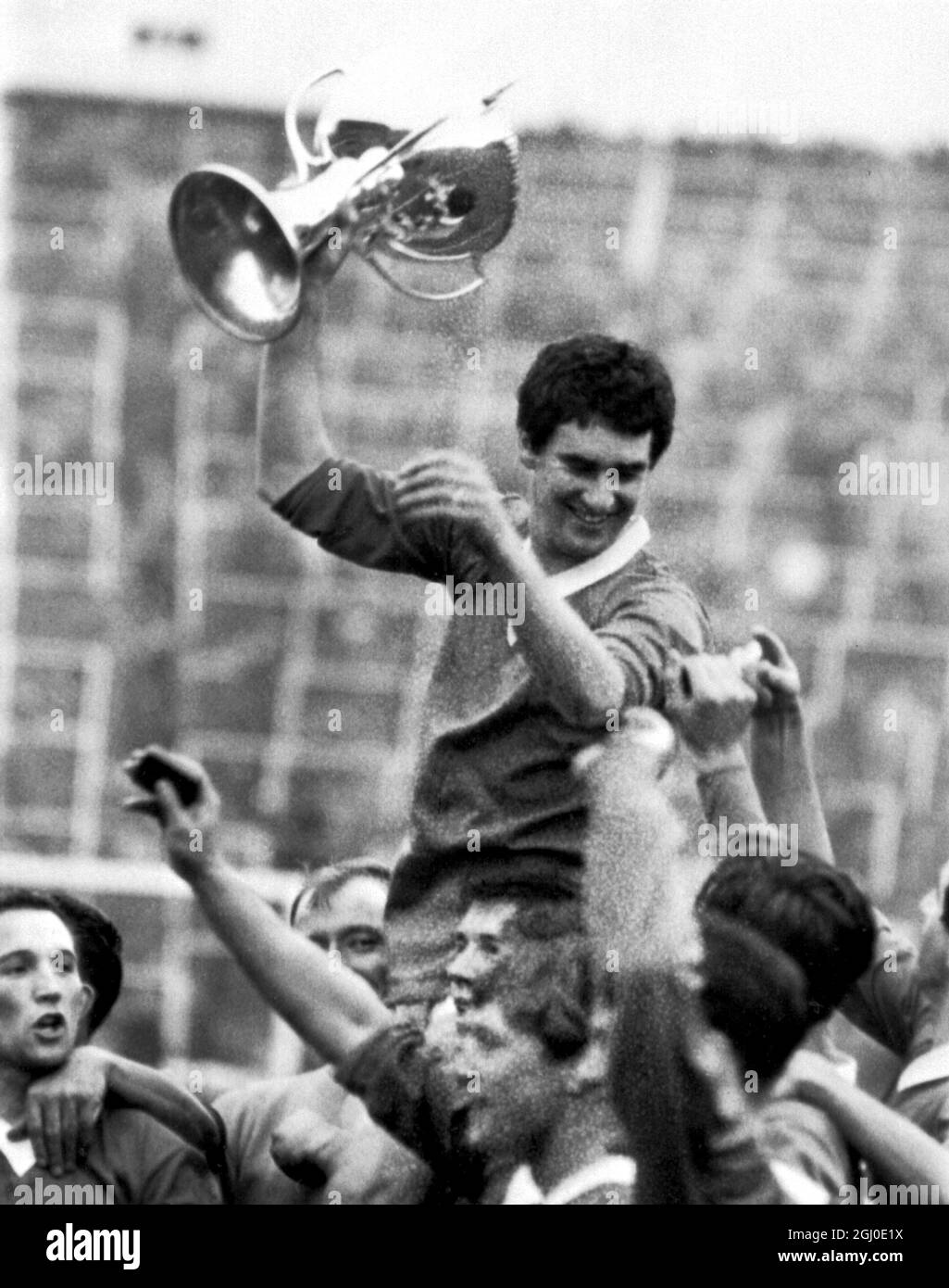 Celtic rangers hi-res stock photography and images - Alamy