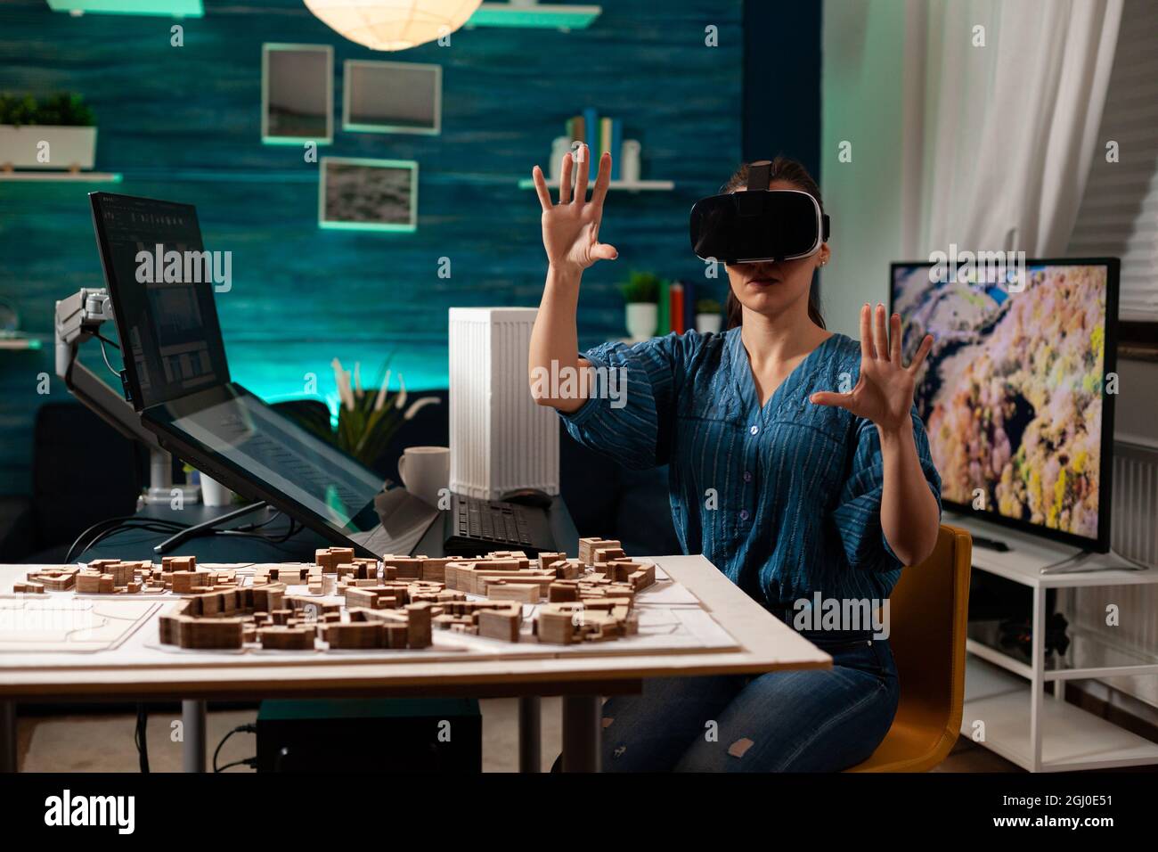 Modern business woman with vr glasses for innovation development vision ...