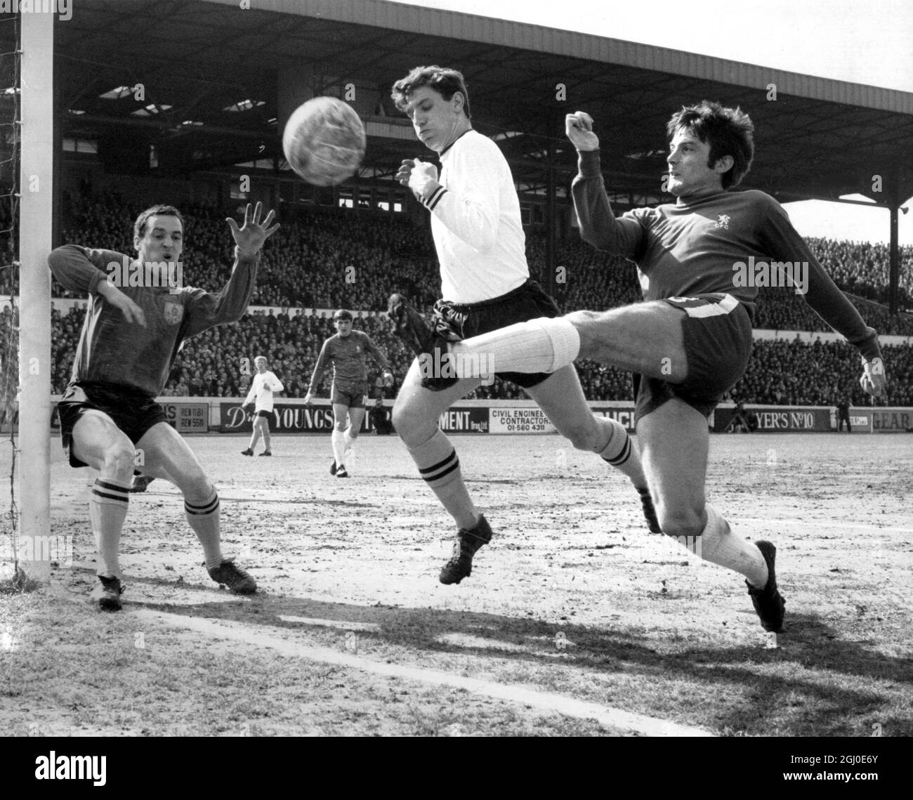 Bobby Tambling Chelsea High Resolution Stock Photography and Images - Alamy