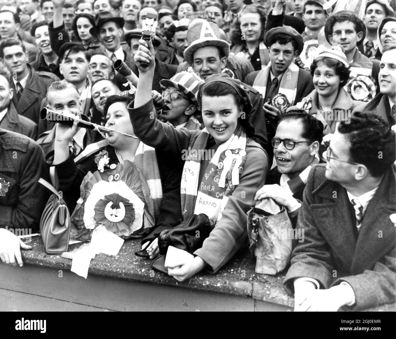 A capacity crowd of 100,000 people packed Wembley Stadium to watch the ...