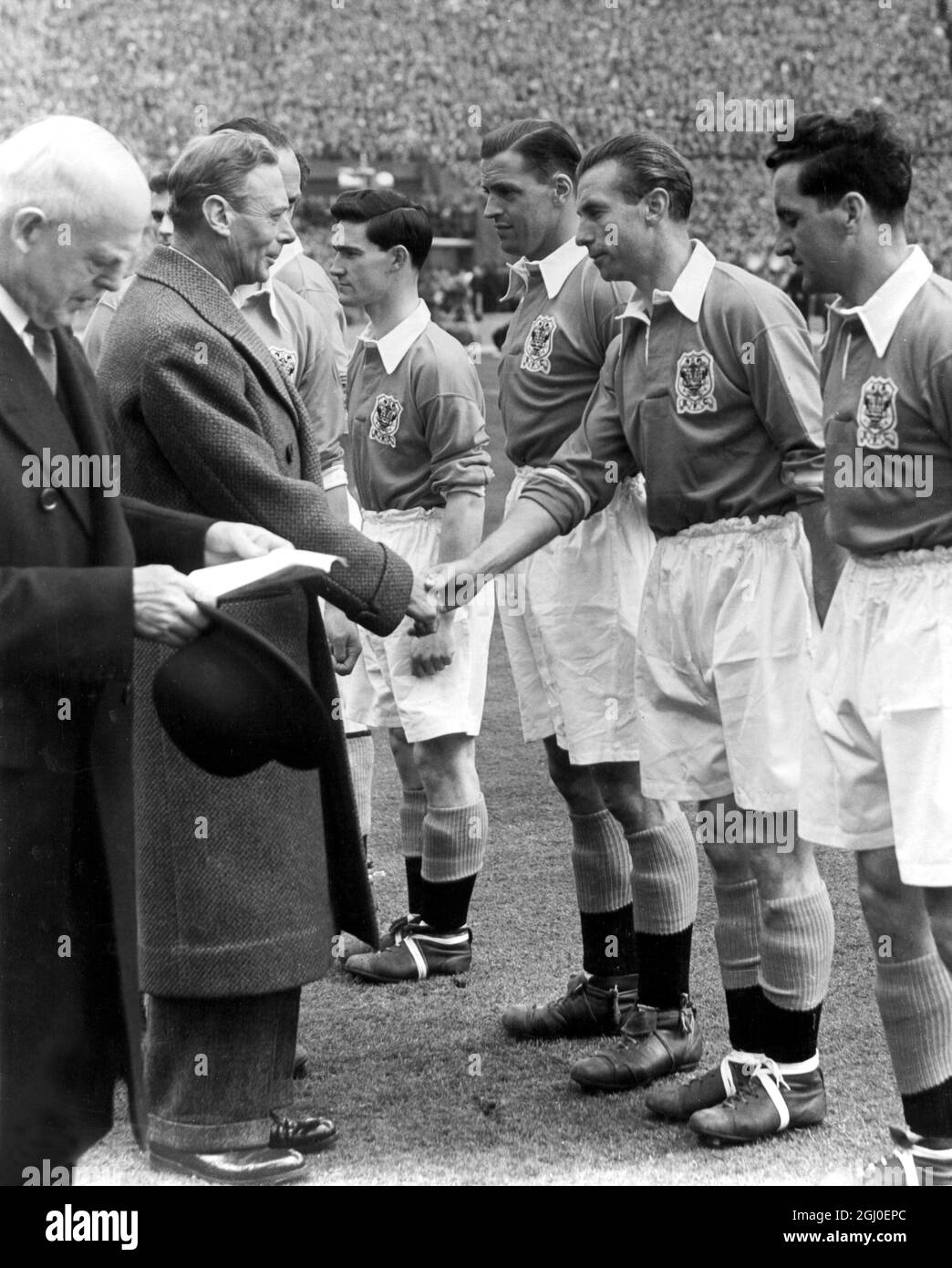 Stanley matthews fa cup hi-res stock photography and images - Alamy