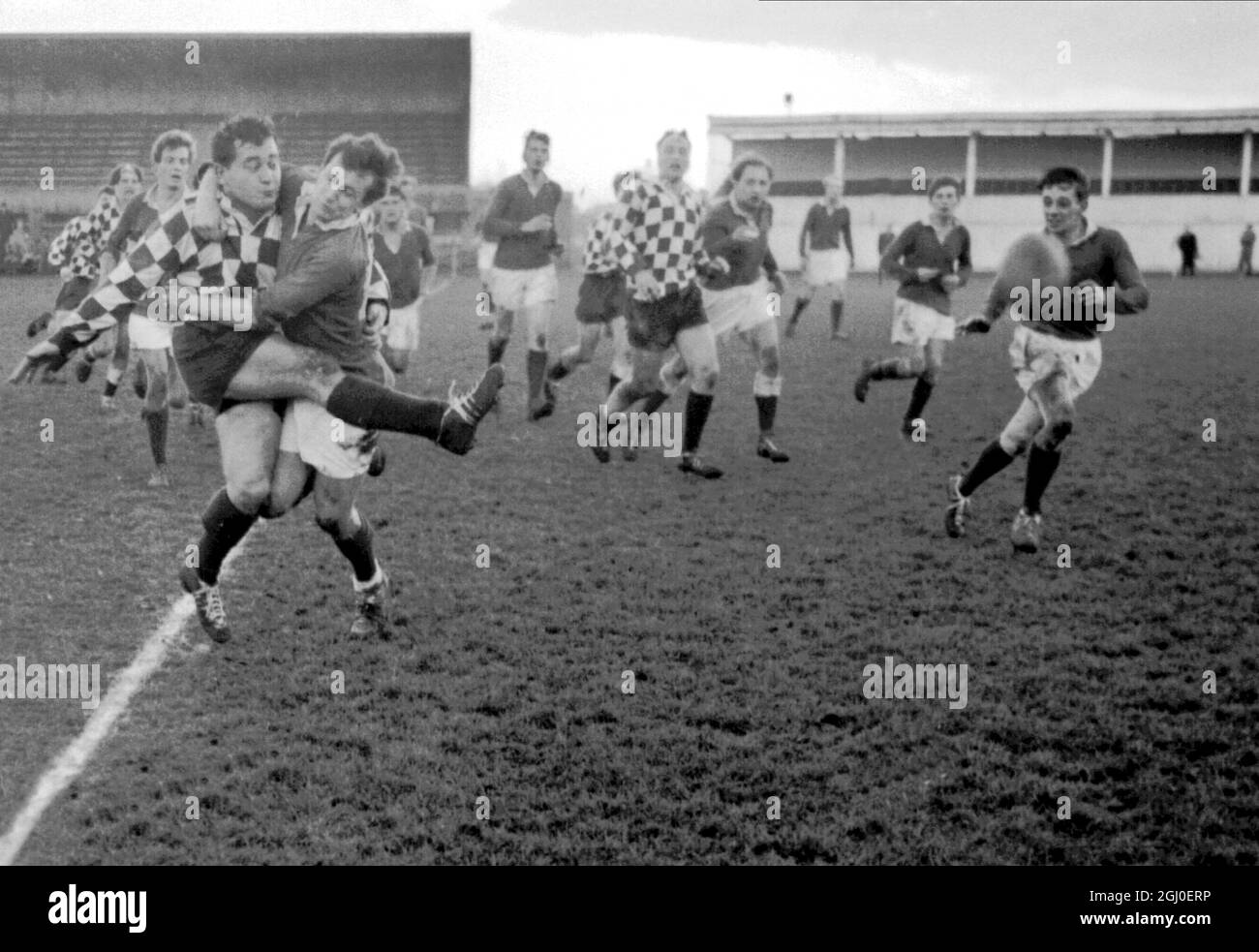 St georges hospital Black and White Stock Photos & Images - Alamy