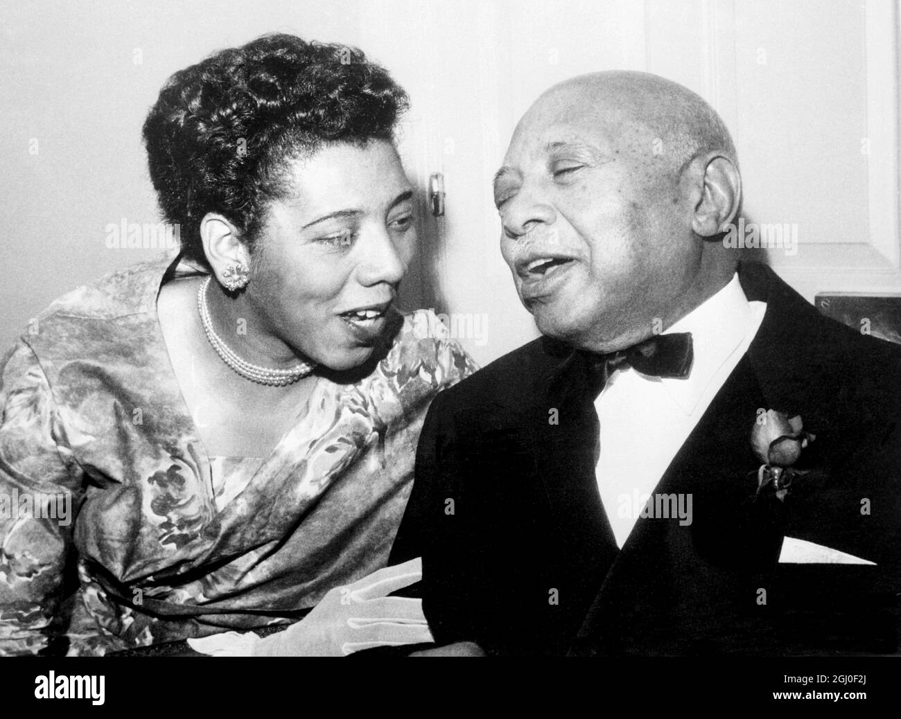 This year's Wimbledon tennis champion Althea Gibson makes her singing ...