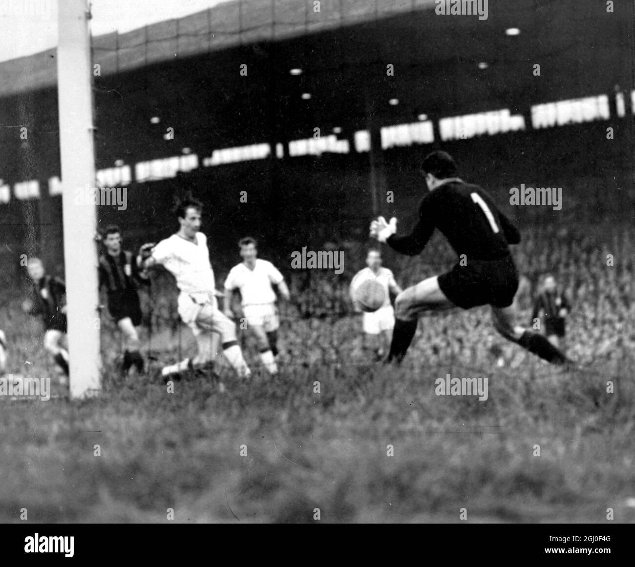 Manchester United v Milan Dennis Viollet scores the first goal against ...