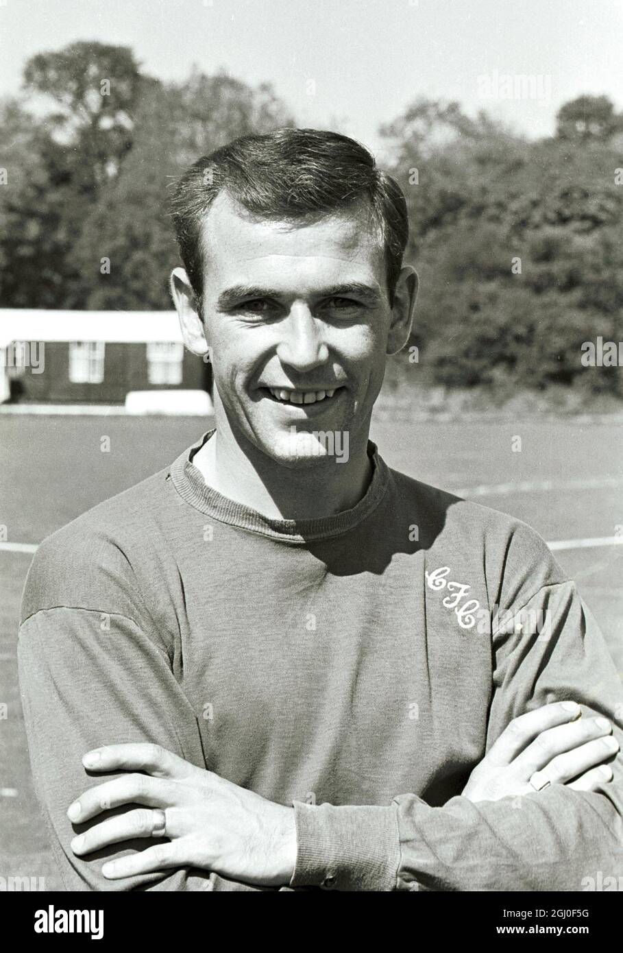 Tommy Robson, Chelsea FC forward 22nd August 1966 Stock Photo - Alamy