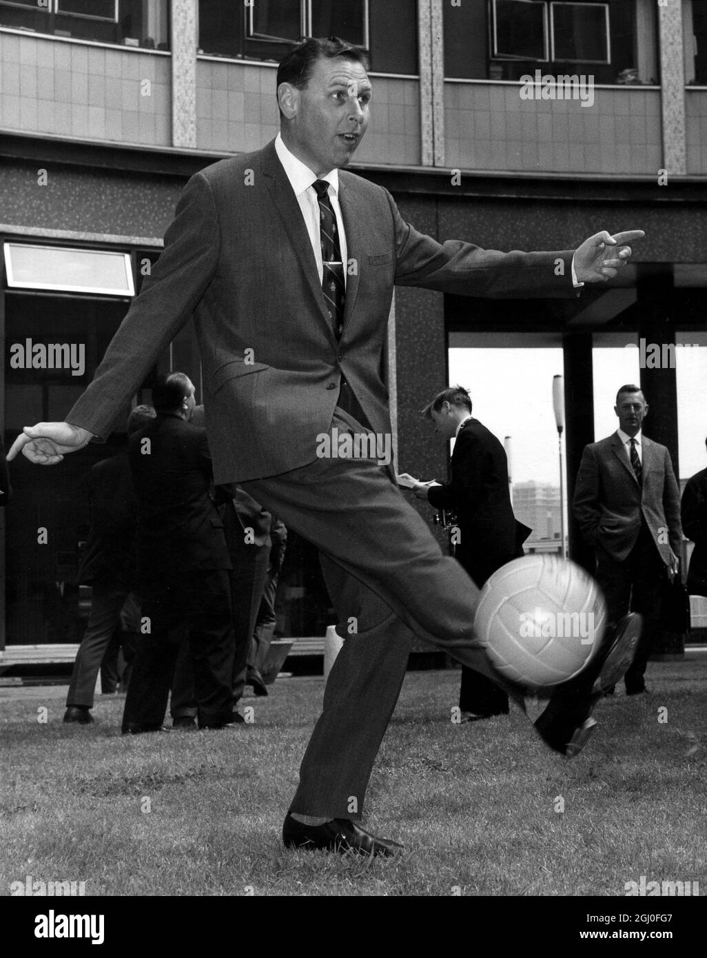 Commentator's box hi-res stock photography and images - Alamy