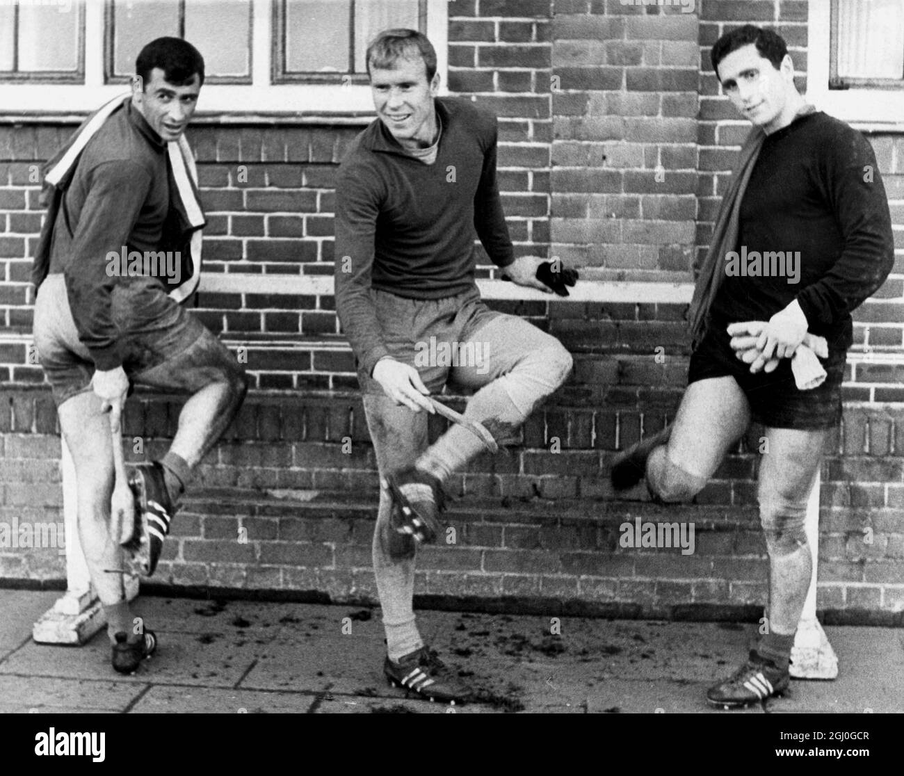 Soviet football team hi-res stock photography and images - Alamy