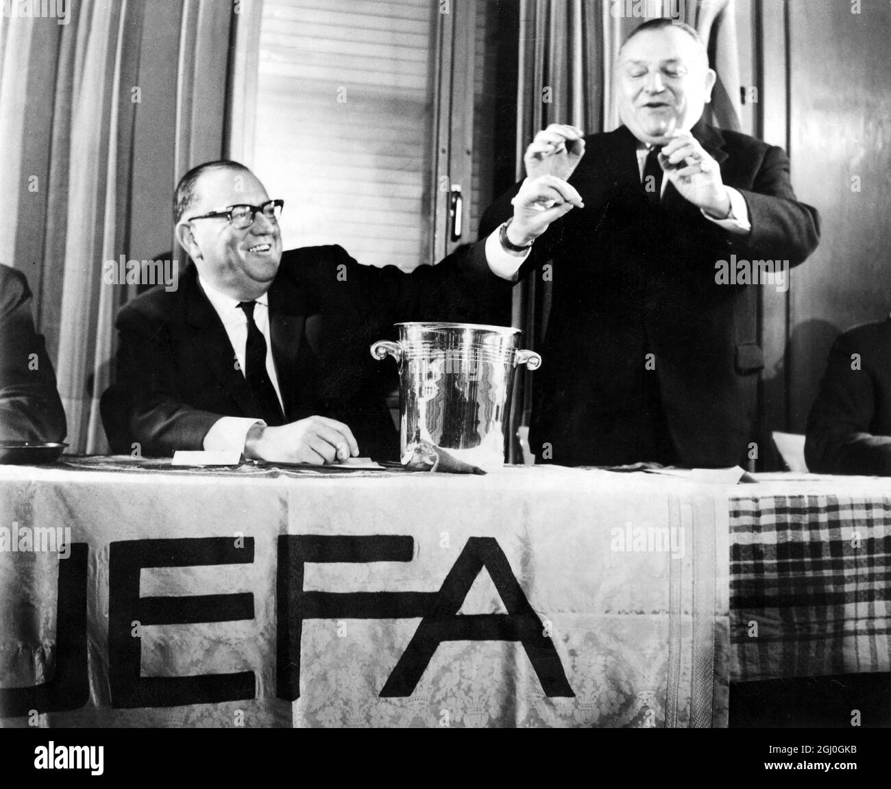 The uefa cup draw hi-res stock photography and images - Alamy