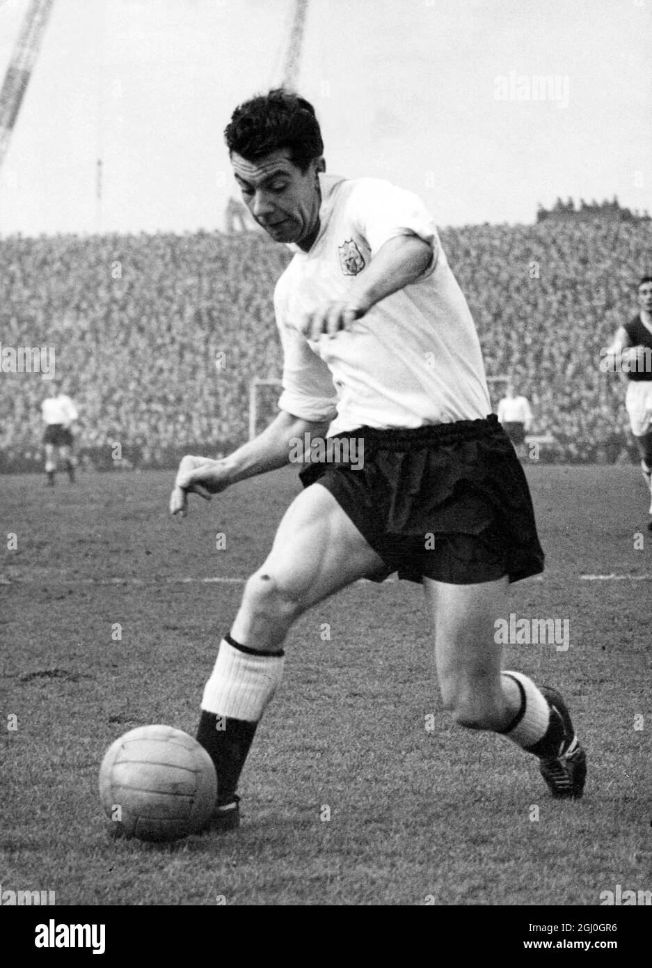 Johnny haynes hi-res stock photography and images - Alamy