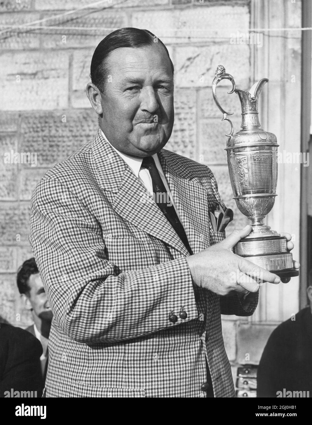 Bobby Locke British Open Golf Champion St Andrews 6 July 1957 Stock ...
