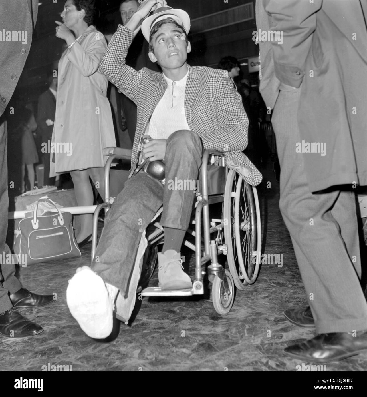 London: British Olypic boxer Terry Waller on his arrival at London ...