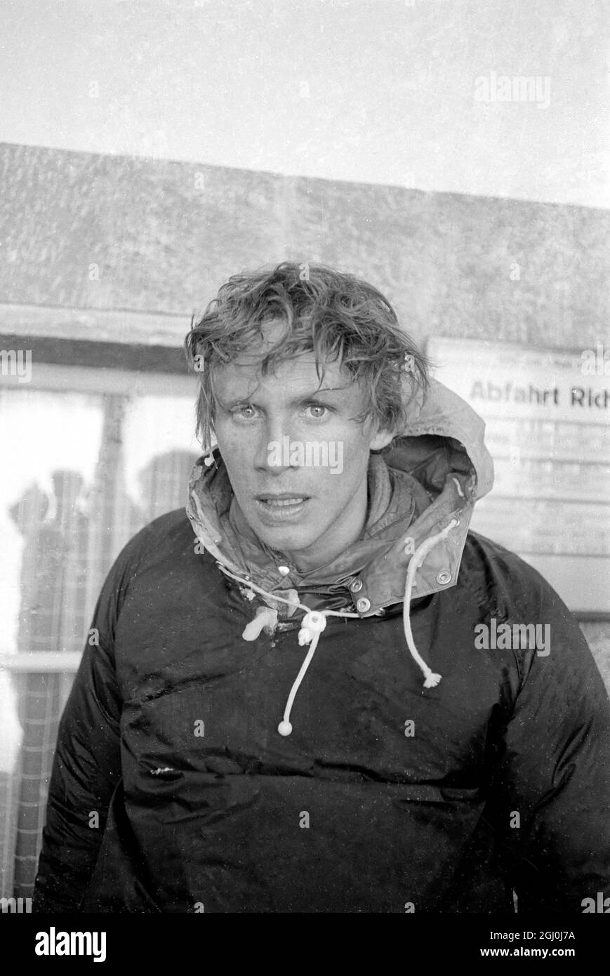 Shown straight hi-res stock photography and images - Alamy