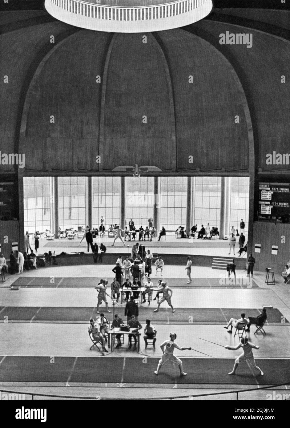 1936 Olympics, Berlin - Fencing in the Dome Hall (Fechten im Kuppelsaal ...
