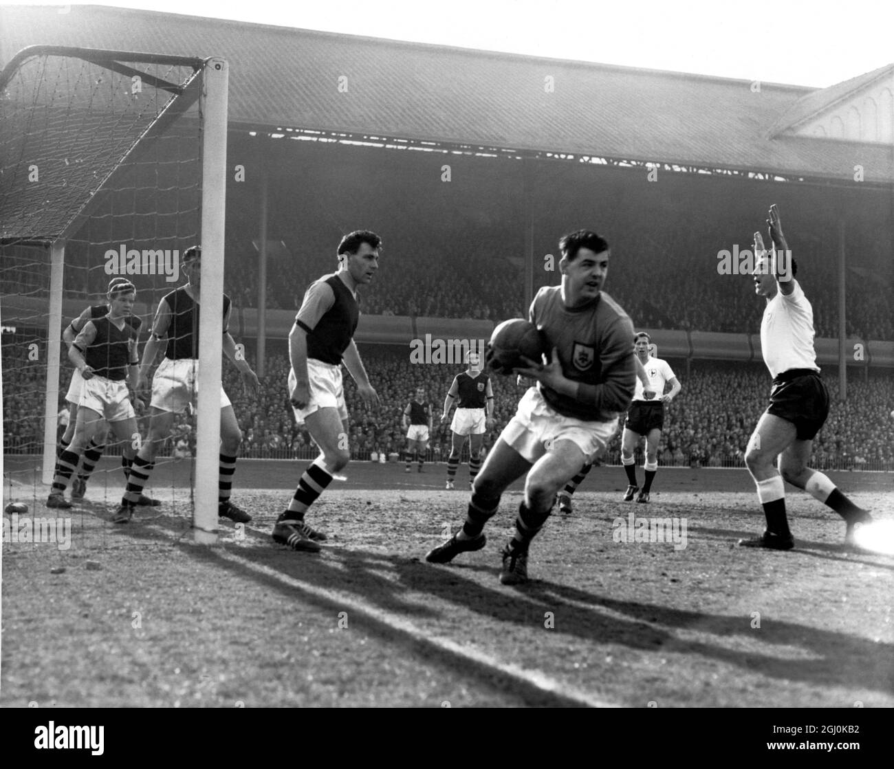 Terry dyson spurs hi-res stock photography and images - Alamy