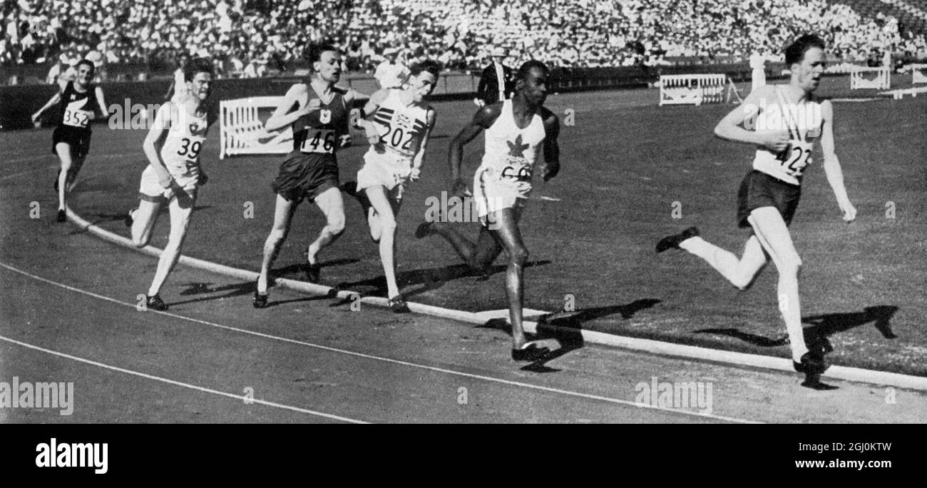 800 meter race Los Angeles 1932, Olympic Games Stock Photo - Alamy