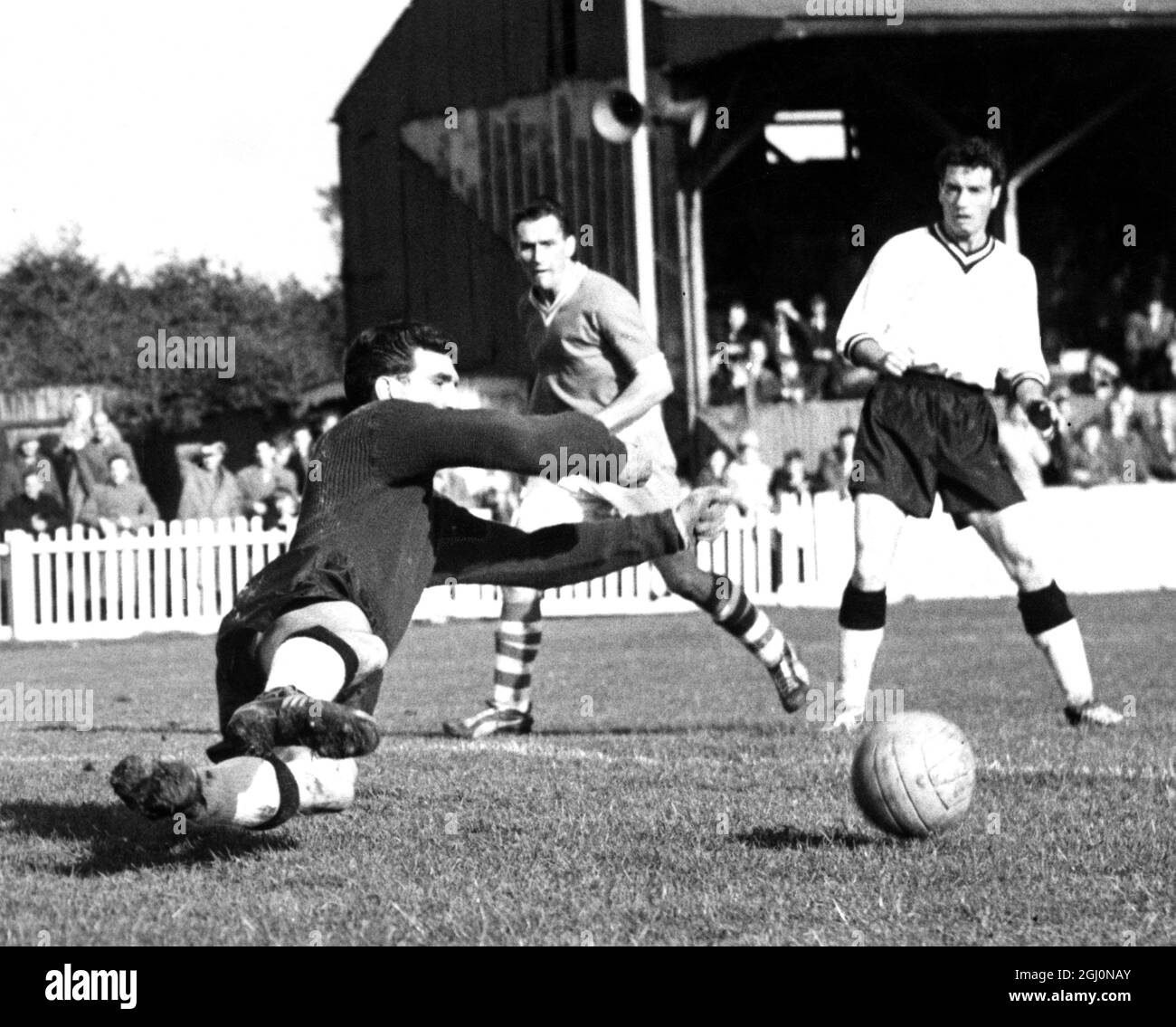 Football gravesend and northfleet hi-res stock photography and images ...