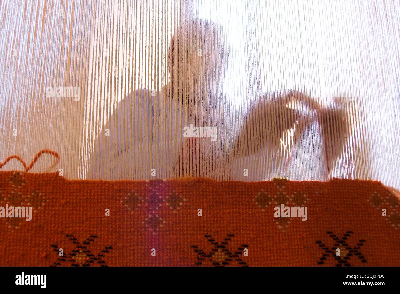 Rug making hi-res stock photography and images - Alamy