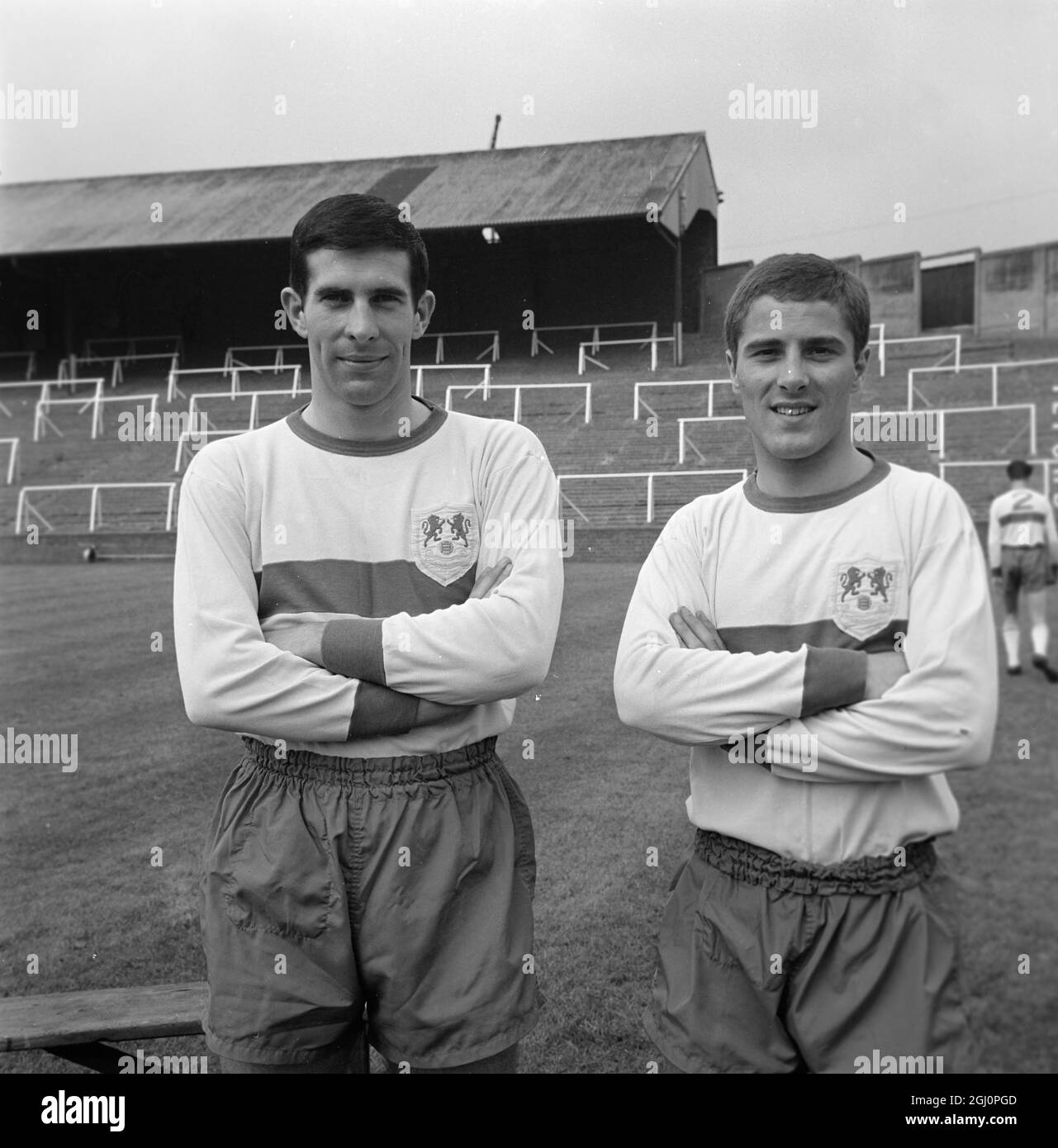 New portraits of Millwall F.C. players , Roy Senior (left) and Alan ...