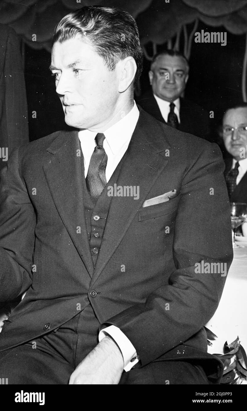 Gene Tunney High Resolution Stock Photography and Images - Alamy