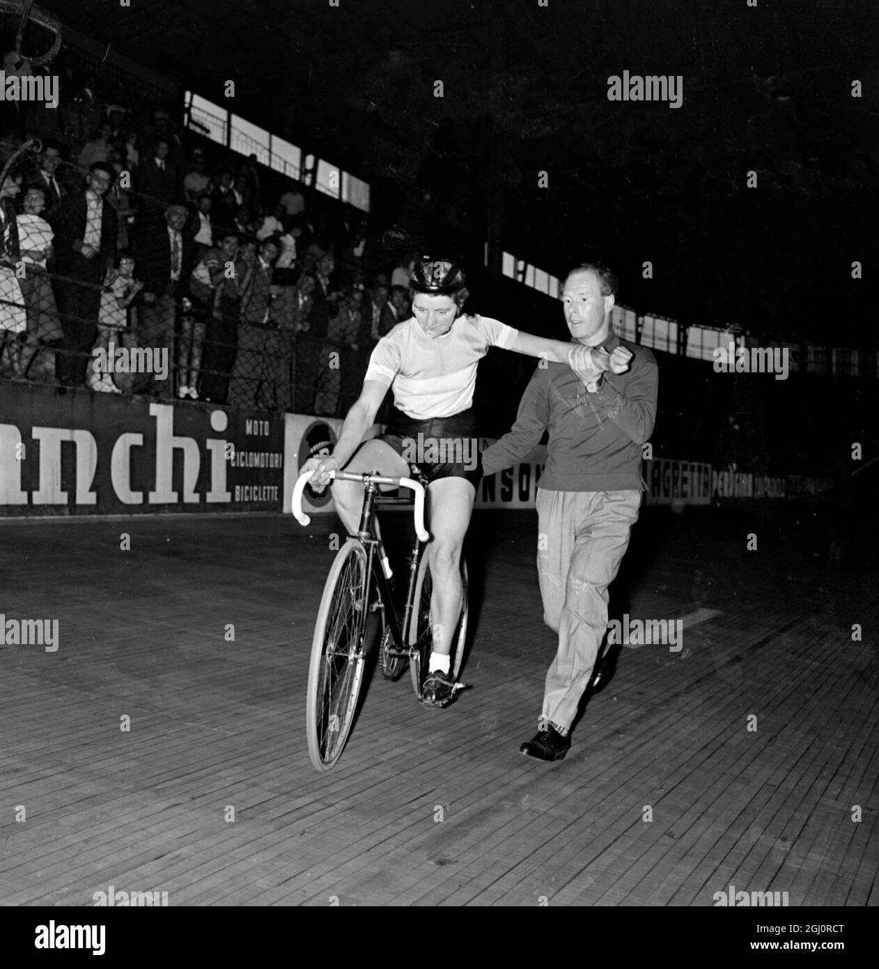 Milan , Italy : British woman cyclist Milly Robinson races around the ...