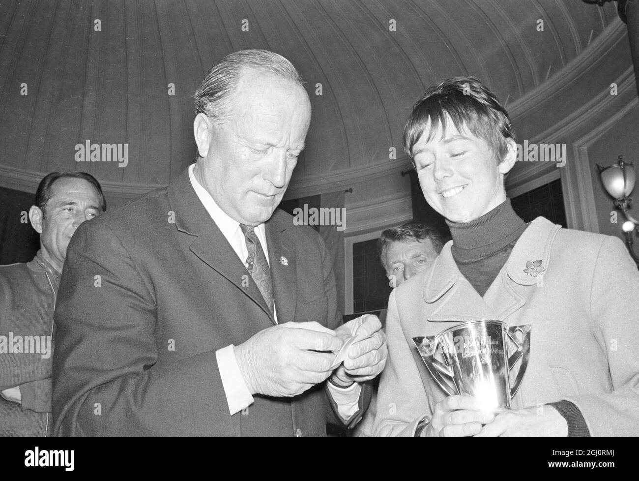 Chamonix : Canada€™s Nancy Greene has a smile as she received the Cup ...
