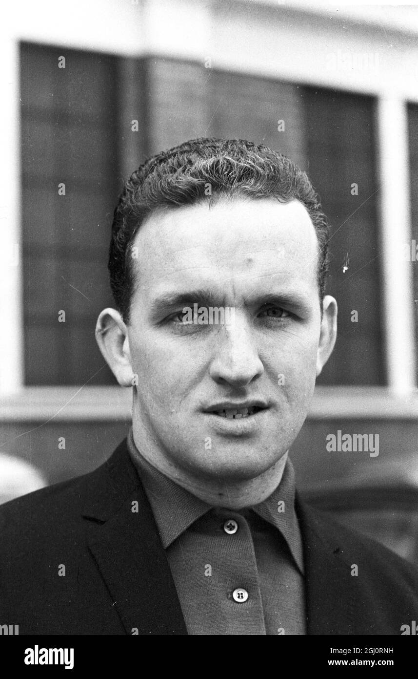 Scotland footballer 1960's hi-res stock photography and images - Alamy