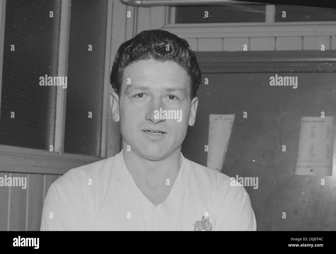 ROY HARTLE BOLTON WANDERERS FOOTBALL CLUB 26 JANUARY 1960 Stock Photo ...